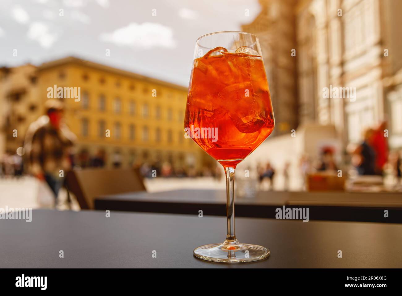 Italian Aperol spritz cocktail in the glass Stock Photo - Alamy