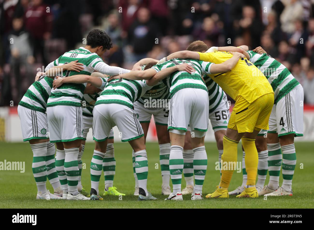 Celtic team huddle prior to the cinch Premiership match at Tynecastle ...