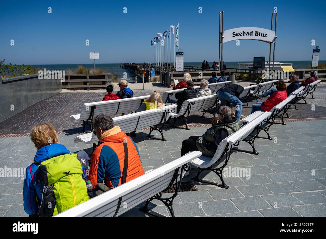 Binz, Germany. 07th May, 2023. Sunny weather prevails on the beach of ...