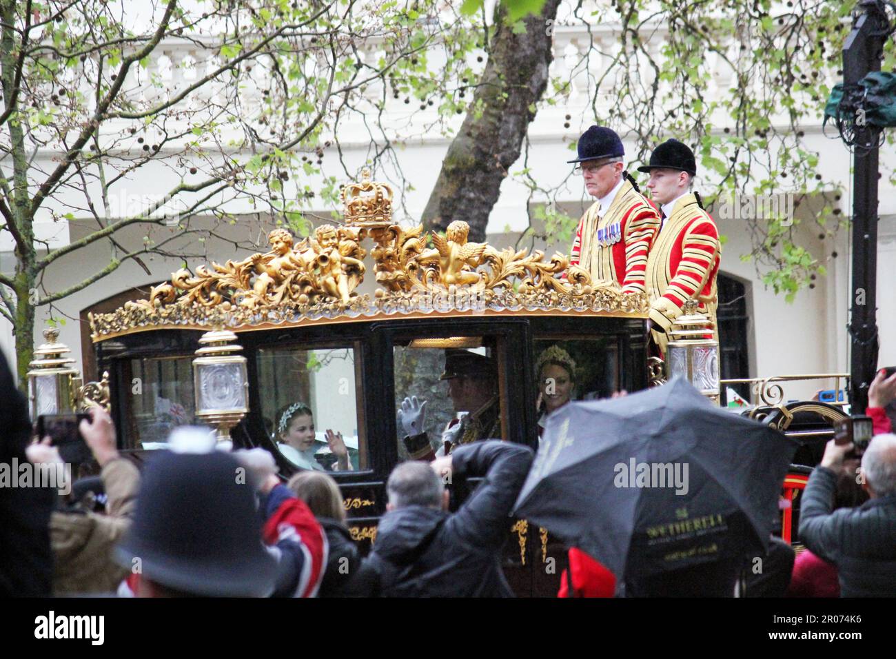 Princess of wales kate tiara hi-res stock photography and images - Alamy