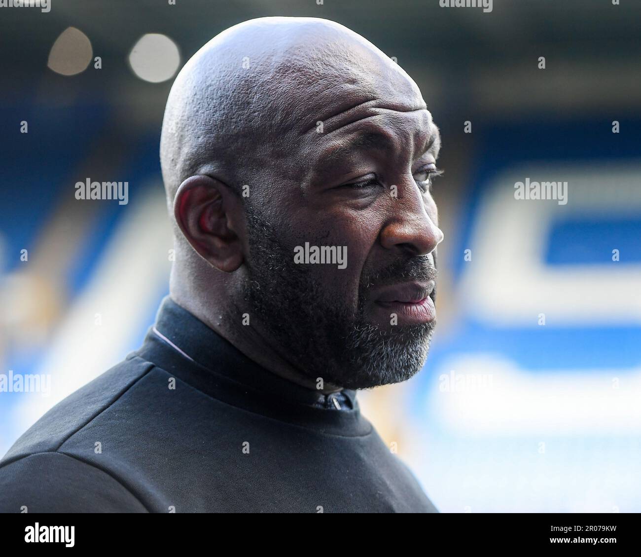Sheffield wednesday manager darren moore hi-res stock photography and ...