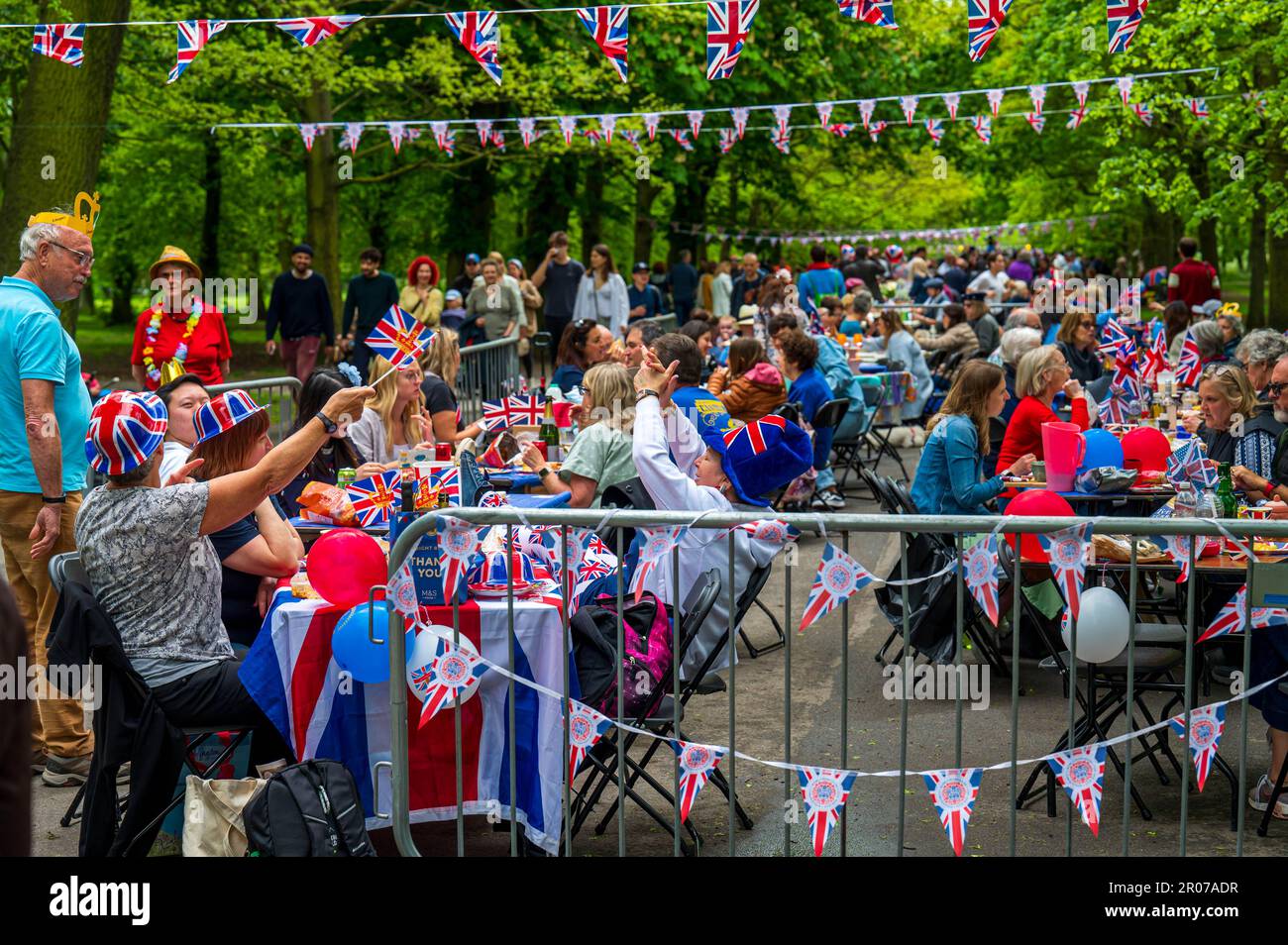 London, UK. 07th May, 2023. People celebrate a street party in The ...