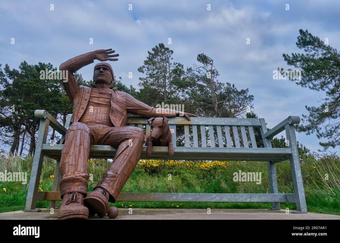 Big fella sculpture hi-res stock photography and images - Alamy