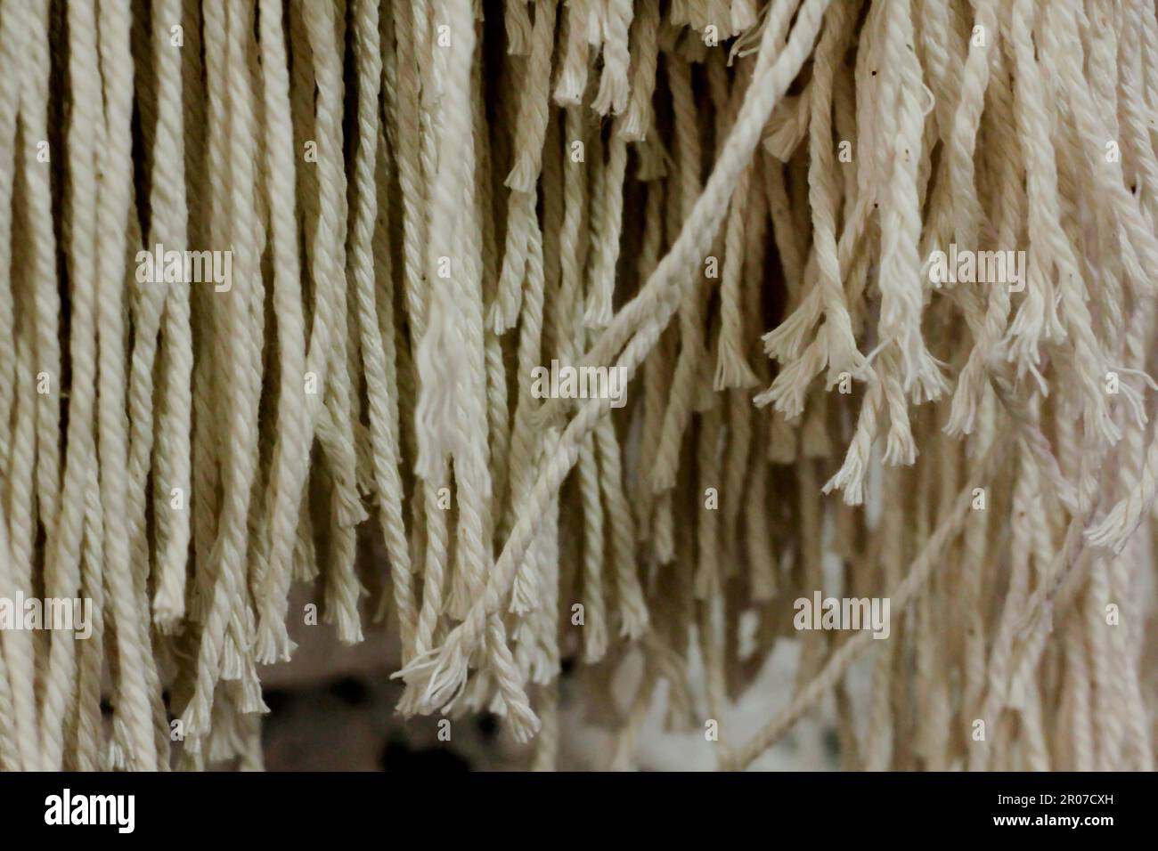 Straw string texture hi-res stock photography and images - Alamy