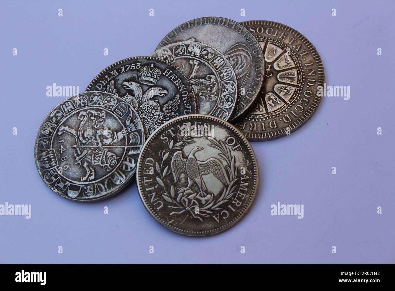 World wealth inequality hi-res stock photography and images - Alamy