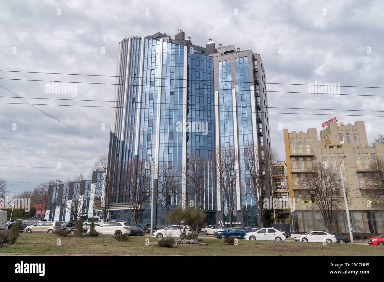 Midtown apartments hi-res stock photography and images - Alamy
