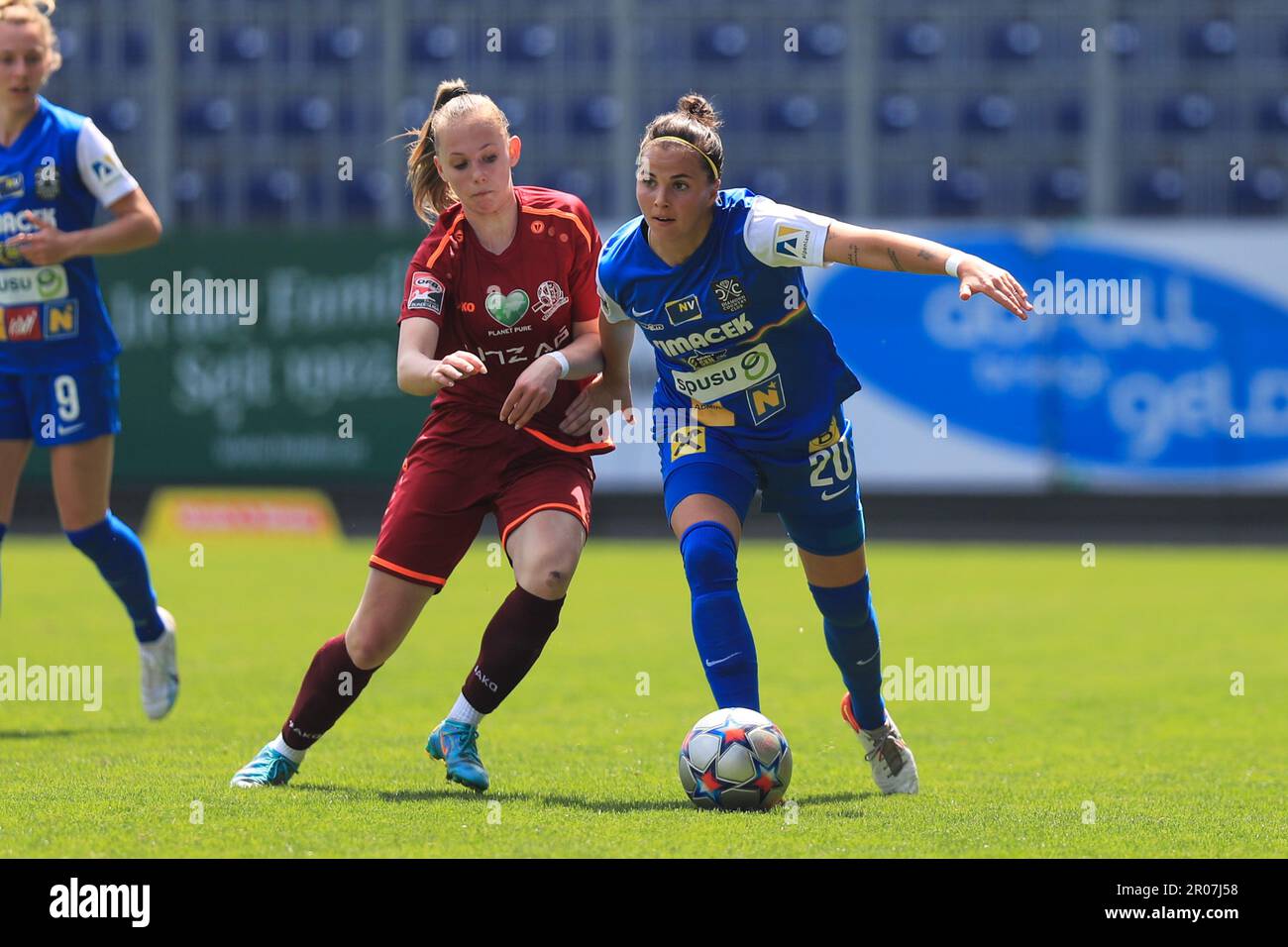 Jennifer weiss hi-res stock photography and images - Alamy