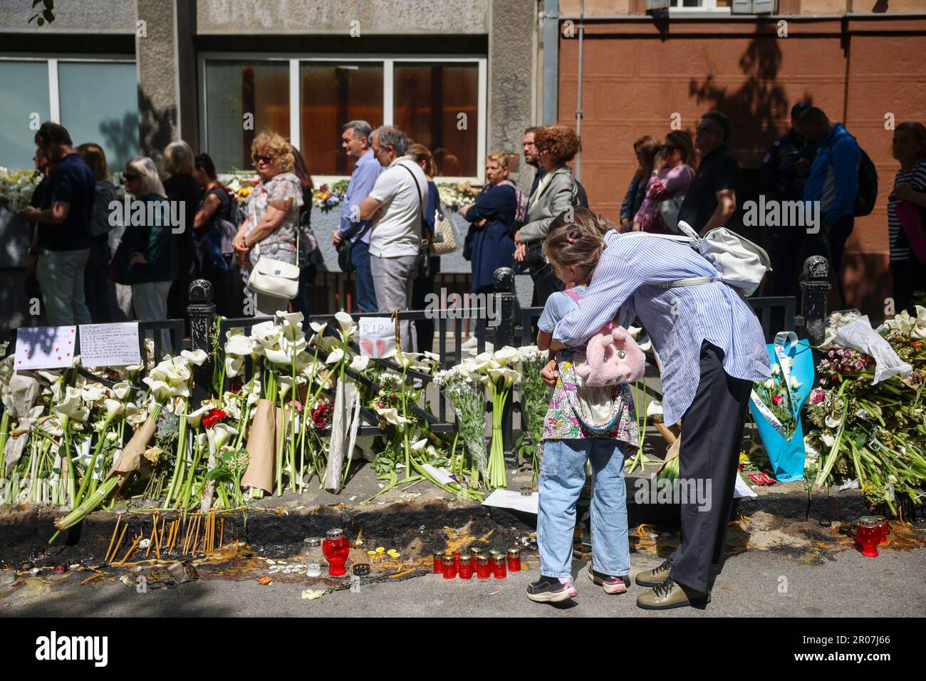 Citizens in front of the "Vladislav Ribnikar" elementary school, where ...