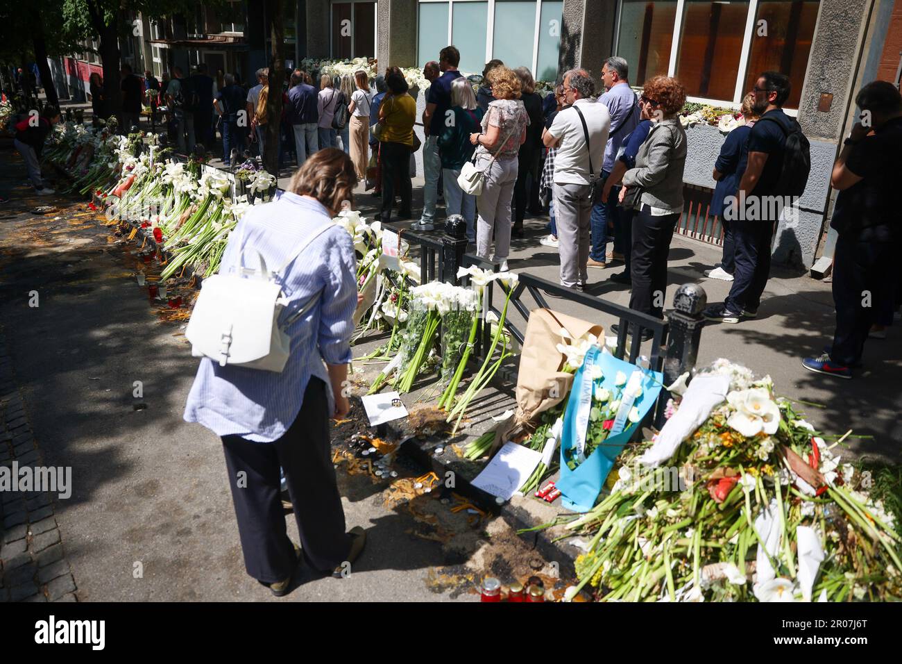 Citizens in front of the "Vladislav Ribnikar" elementary school, where ...