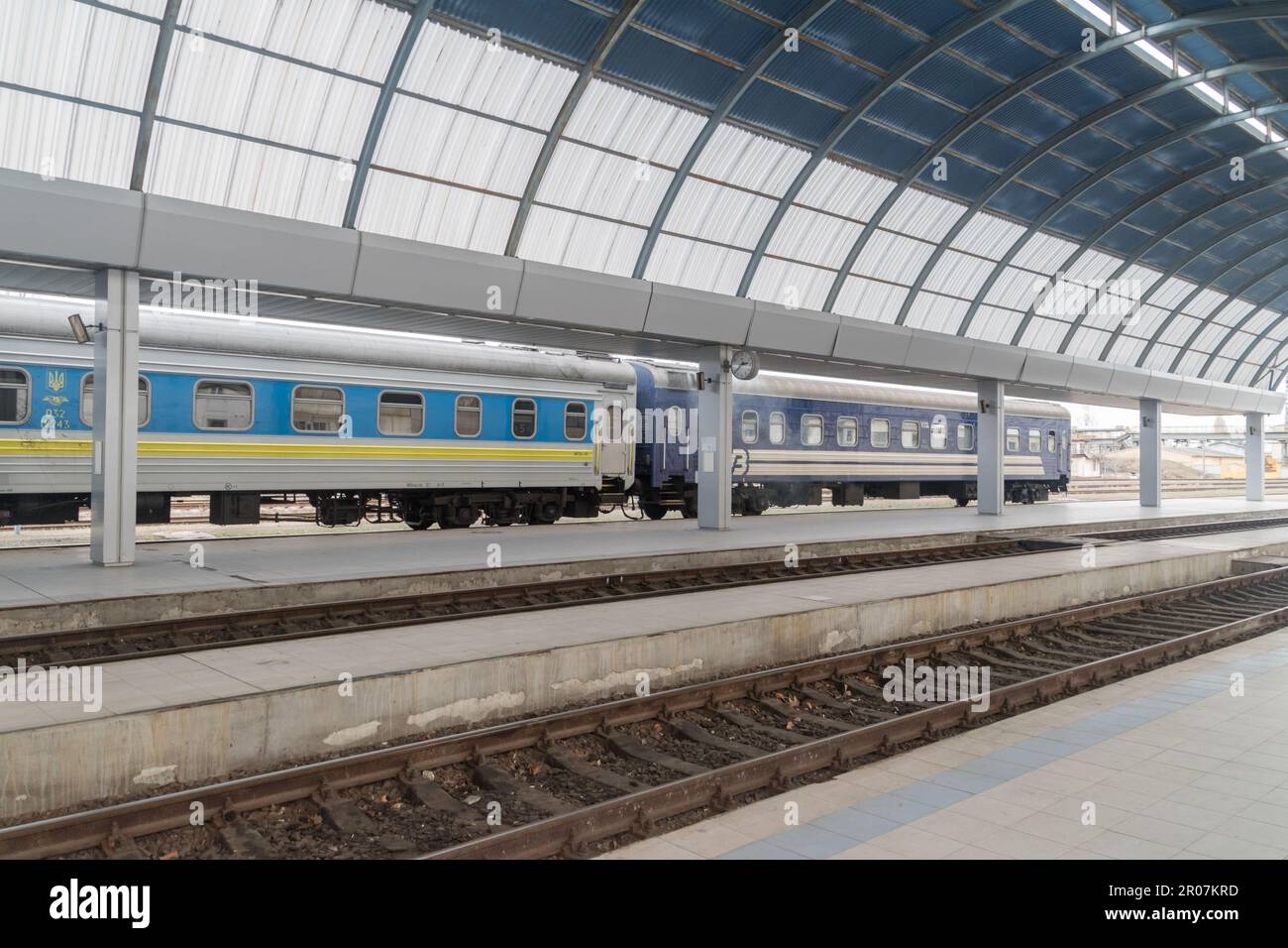 Chisinau railway station hi-res stock photography and images - Alamy