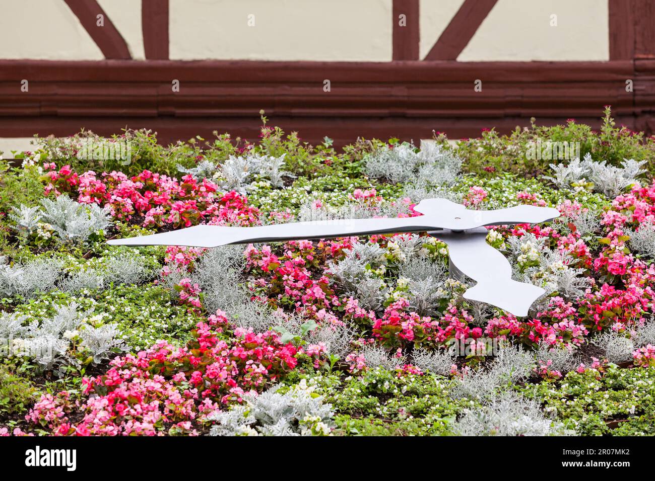 Floral clock europe hi-res stock photography and images - Alamy