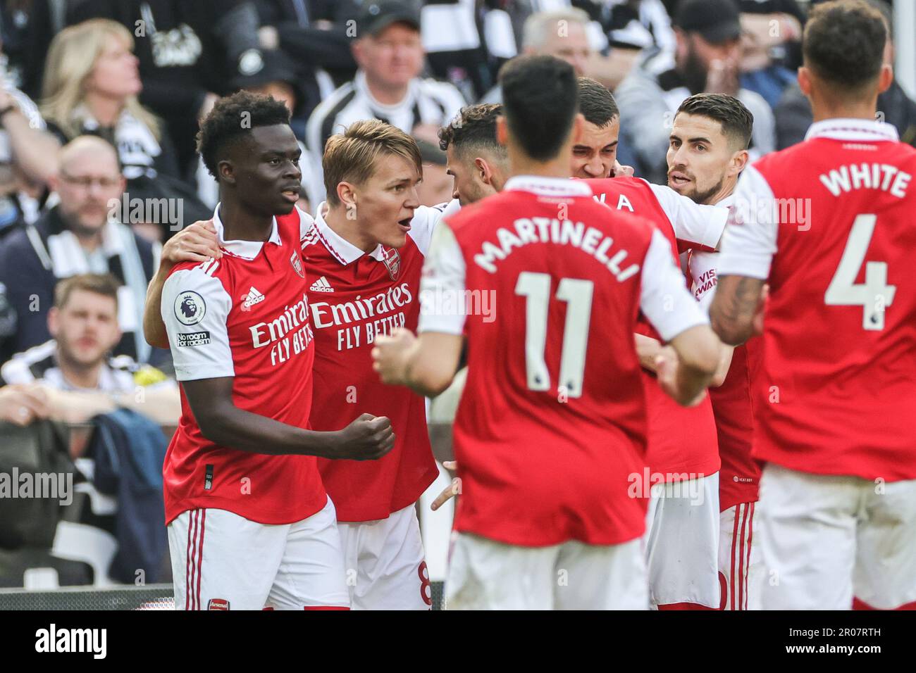 Arsenal Players Celebrating