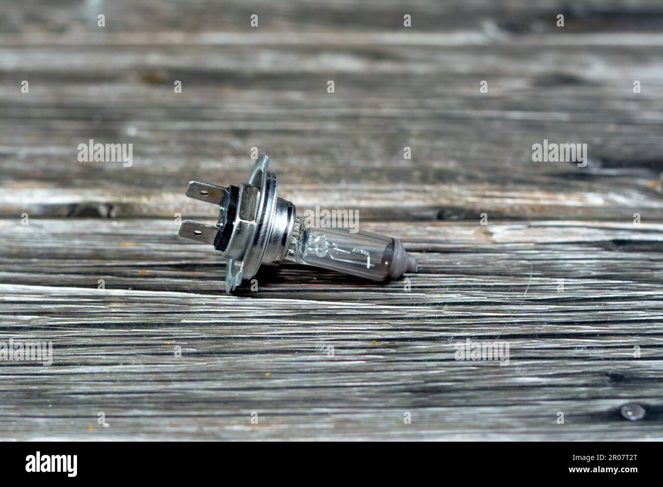 Car headlight bulb installed in the front vehicle light lamp of cars ...