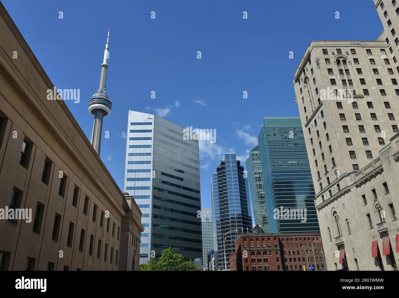 Cn tower and downtown toronto hi-res stock photography and images - Alamy