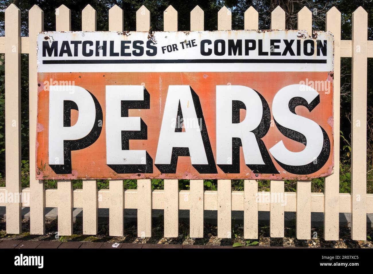 Pears sign at Sheffield Park Station Stock Photo - Alamy