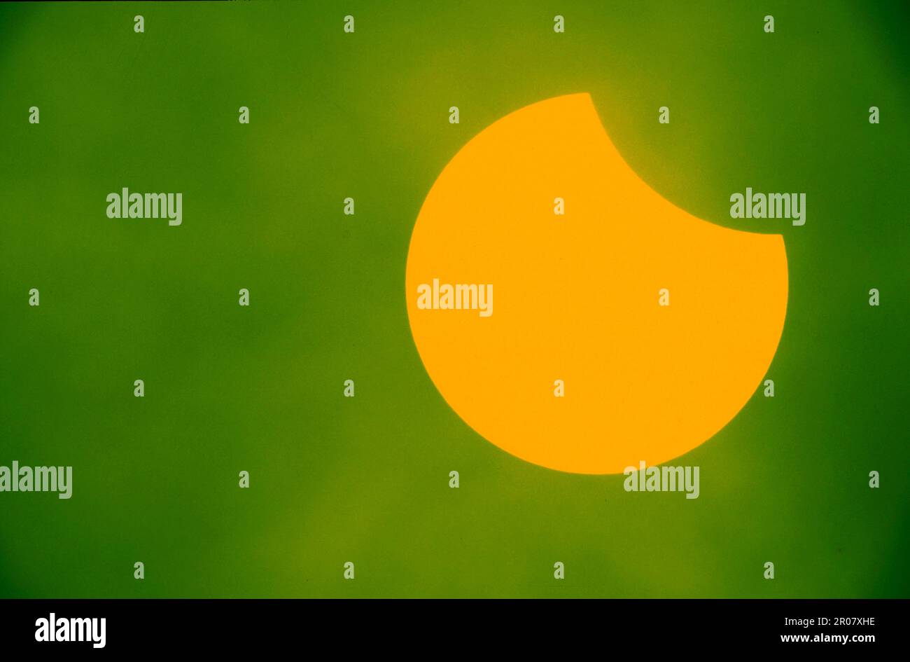 Outdoor eclipse hi-res stock photography and images - Alamy