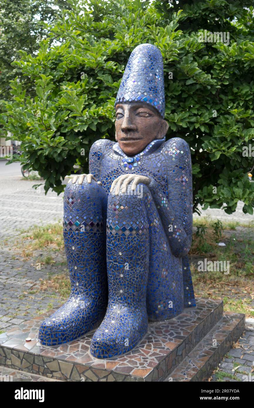 The sculpture star guardians of artist Christine Gersch, mosaic ...
