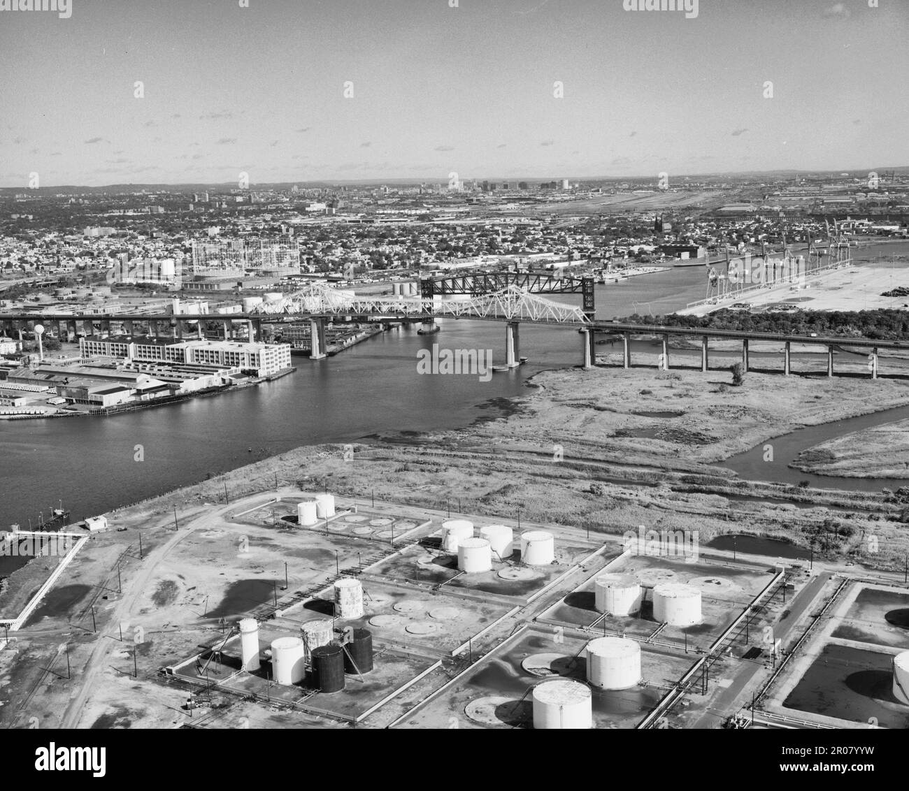 Goethals Bridge from the south looking north toward Newark in middle ...