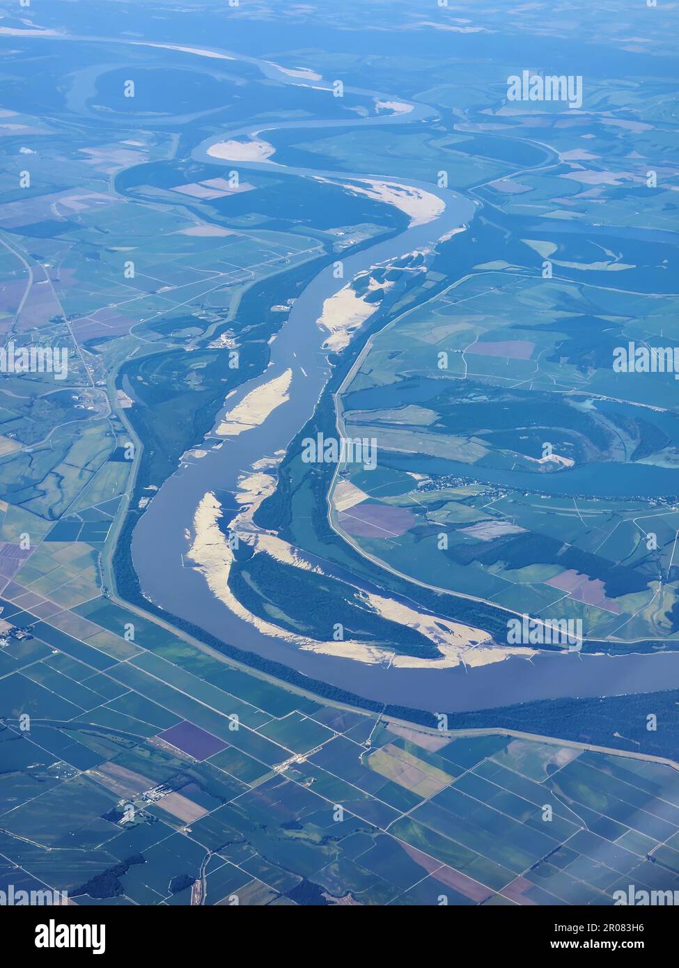 High altitude aerial view of Mississippi River and surrounding ...
