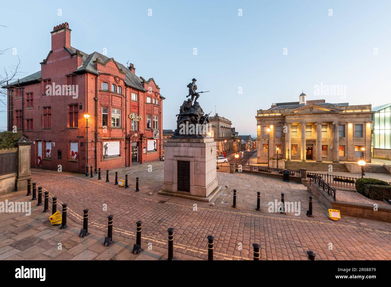 Oldham town centre hi-res stock photography and images - Alamy