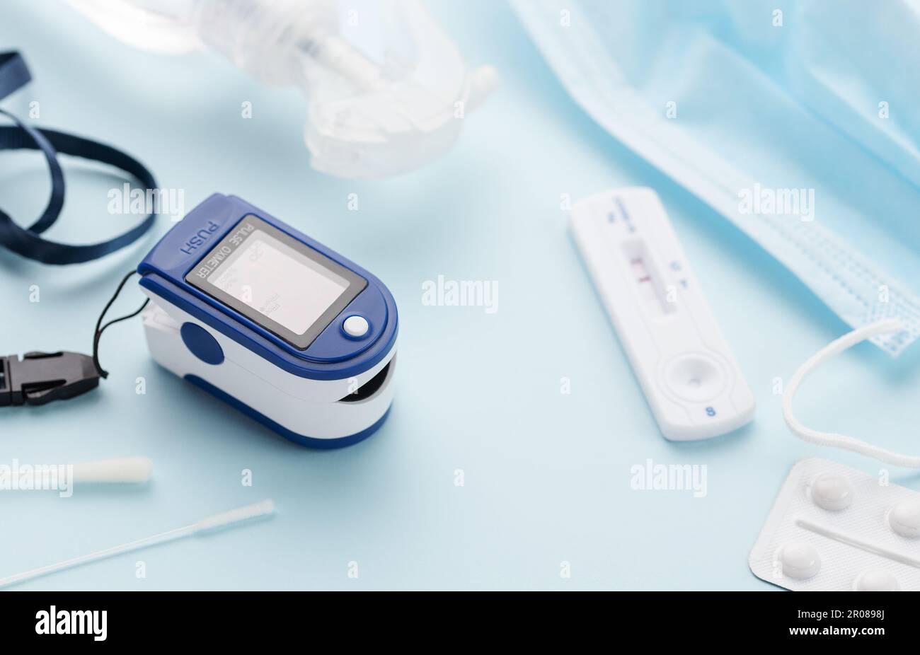 Medical kit for the prevention and treatment of coronavirus. Mask, test ...