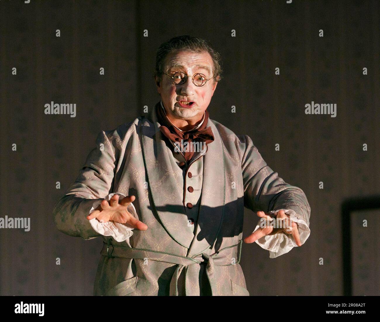 Alessandro Corbelli (Don Pasquale) in DON PASQUALE at Glyndebourne ...