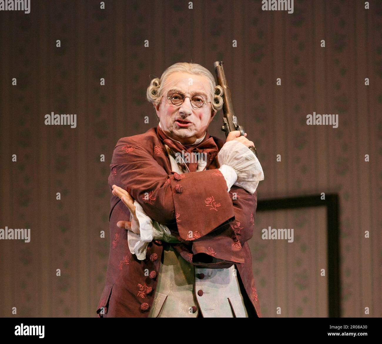 Alessandro Corbelli (Don Pasquale) in DON PASQUALE at Glyndebourne ...