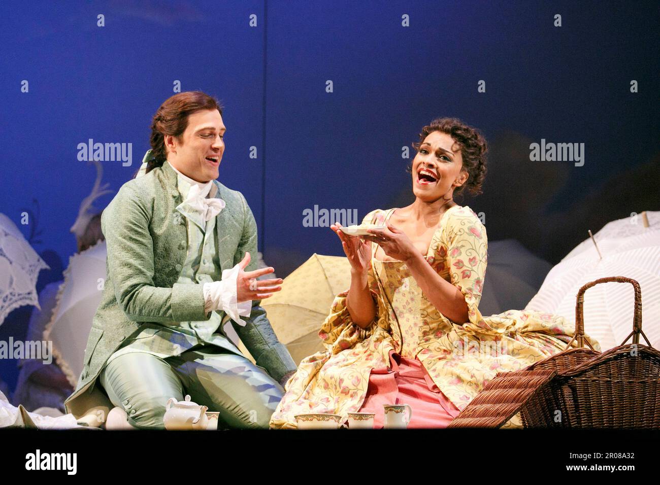 Alek Shrader (Ernesto), Danielle de Niese (Norina) in DON PASQUALE at ...