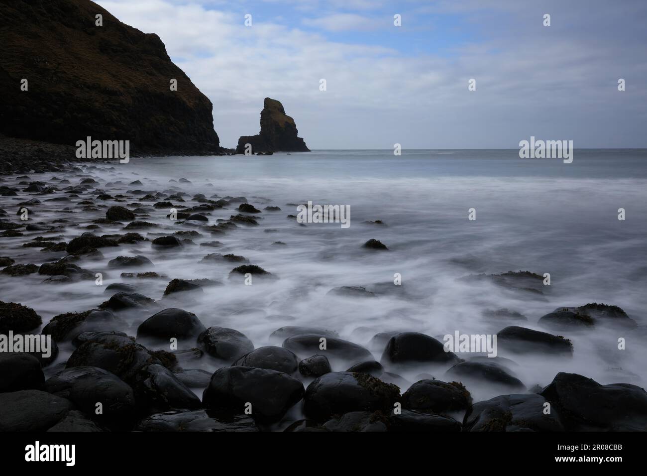 Rough sea at Talisker Bay, Isle of Skye, Scotland, UK Stock Photo - Alamy