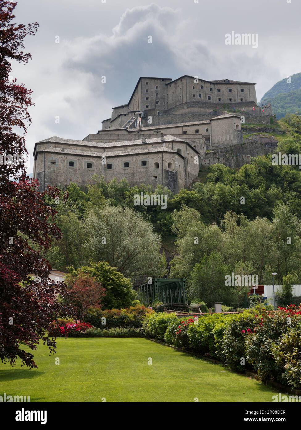 Italian fort hi-res stock photography and images - Alamy