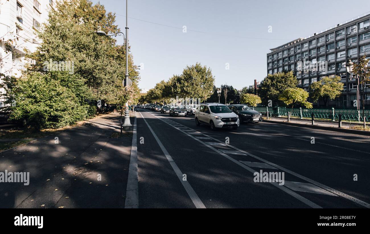 Bumper to Bumper - Urban traffic congestion during peak hour in ...