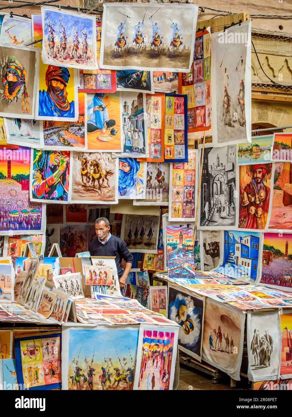 Colourful paintings hi-res stock photography and images - Alamy