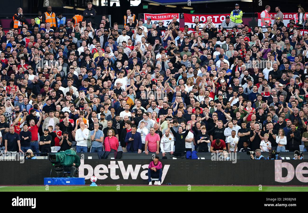Manchester United fans in the away stand during the Premier League ...