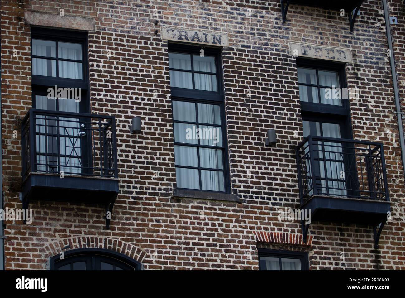 Savannah historical building hi-res stock photography and images - Alamy