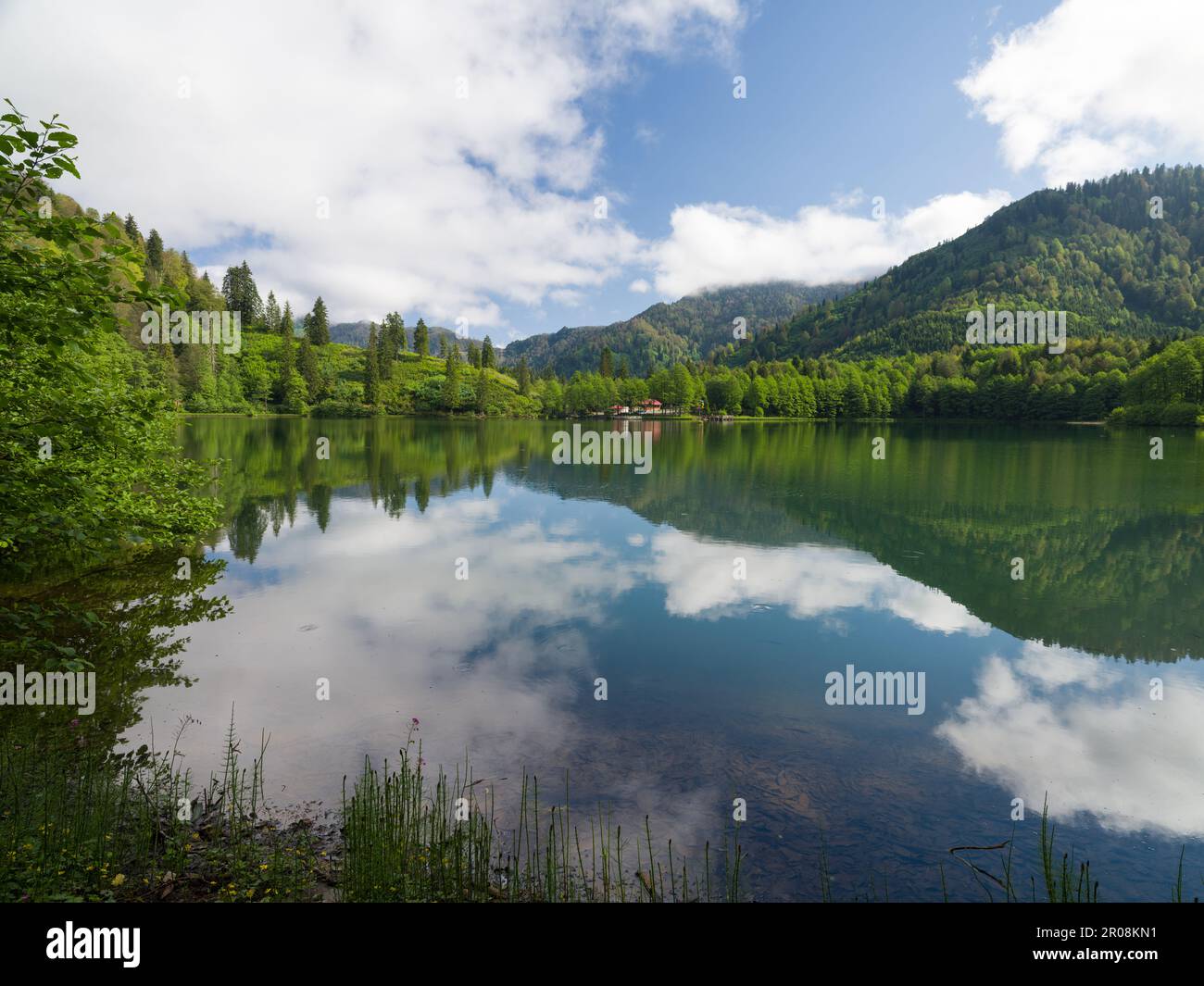 Borcka Karagol ( Karagöl) nature park. Turkey's most popular travel ...