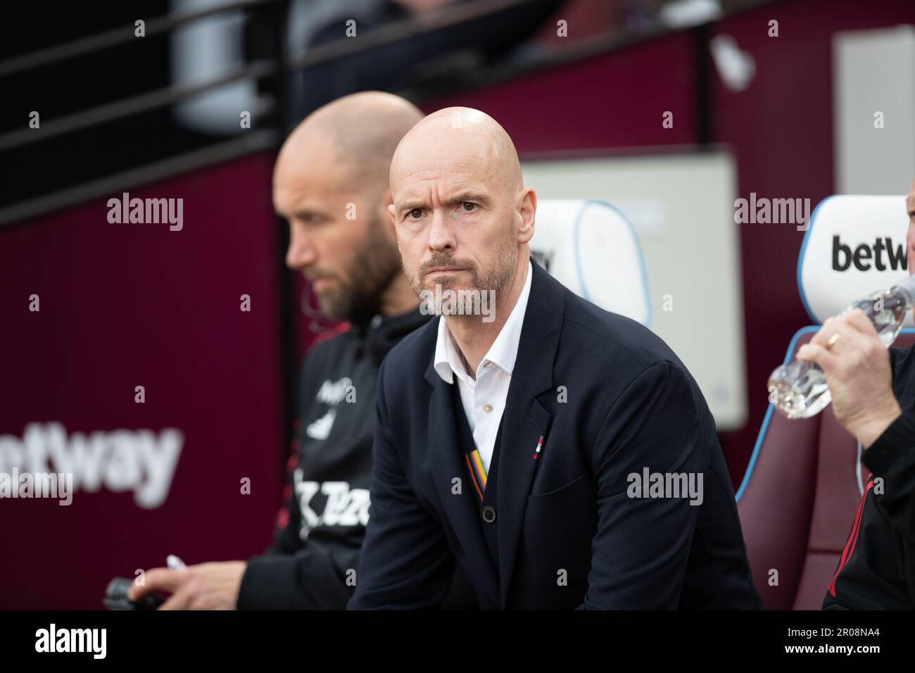 Erik ten hag looks on 2023 hi-res stock photography and images - Alamy