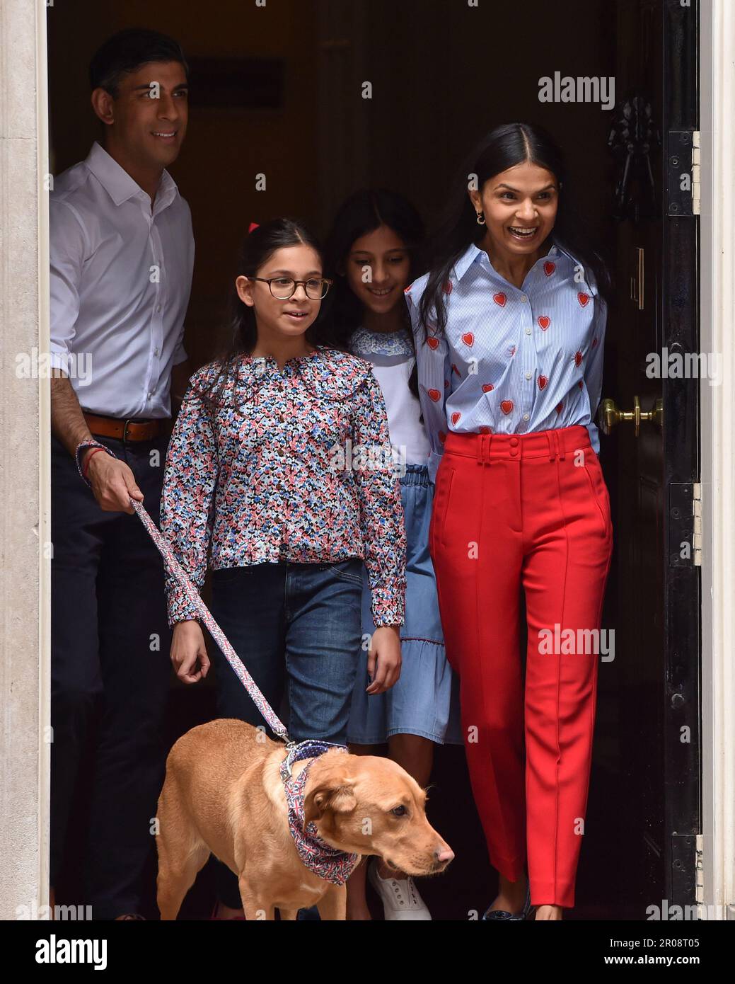 London, England, UK. 7th May, 2023. RISHI SUNAK, AKSHATA MURTY, their ...