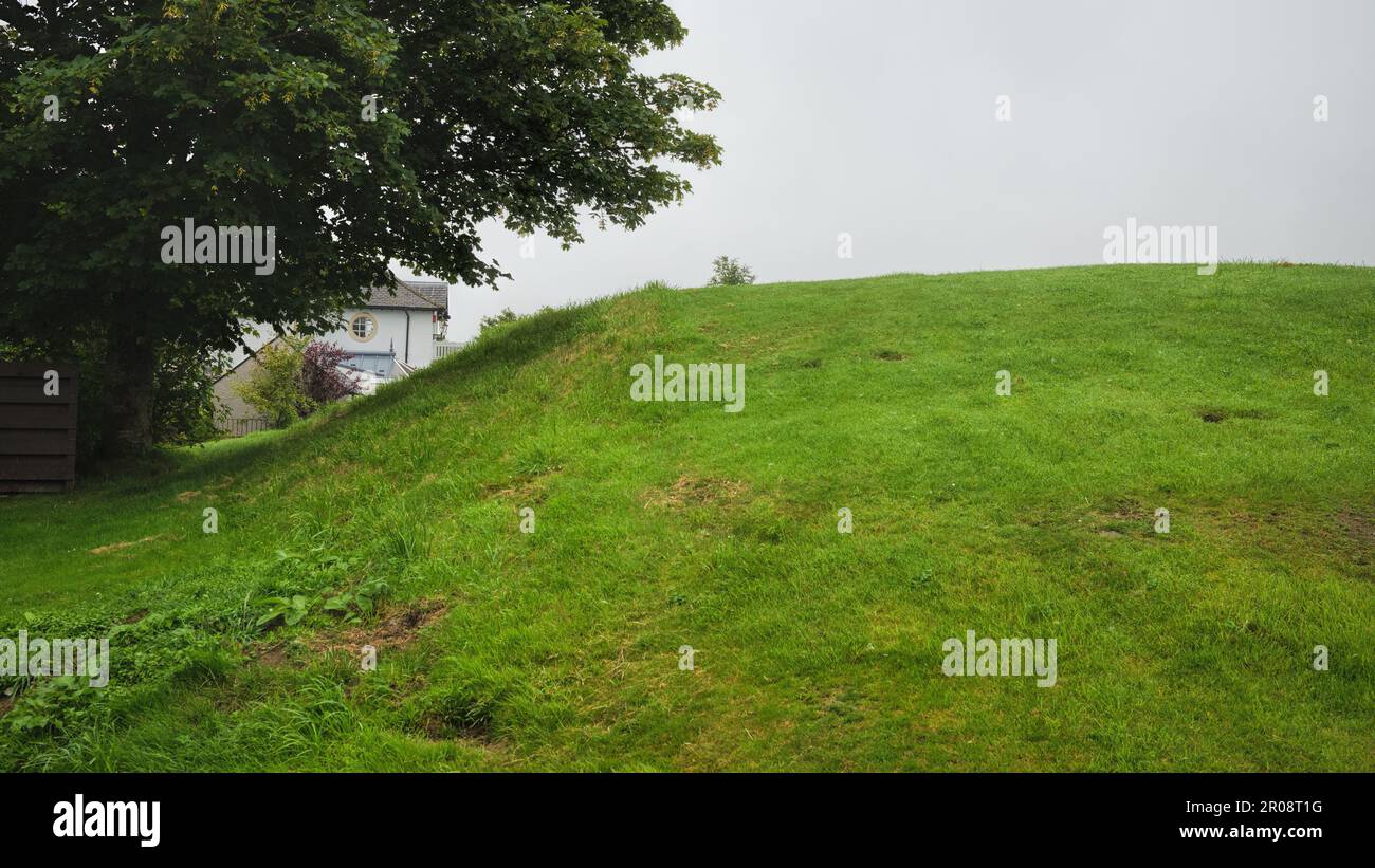 Green hill broch hi-res stock photography and images - Alamy