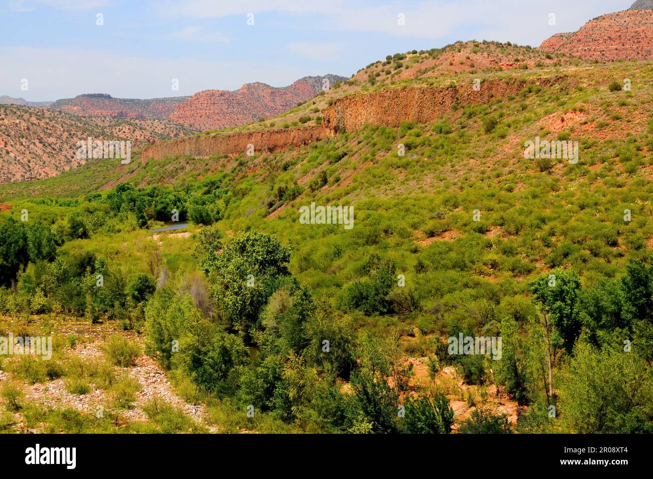 Verde valley and distant red rock mountains Stock Photo - Alamy