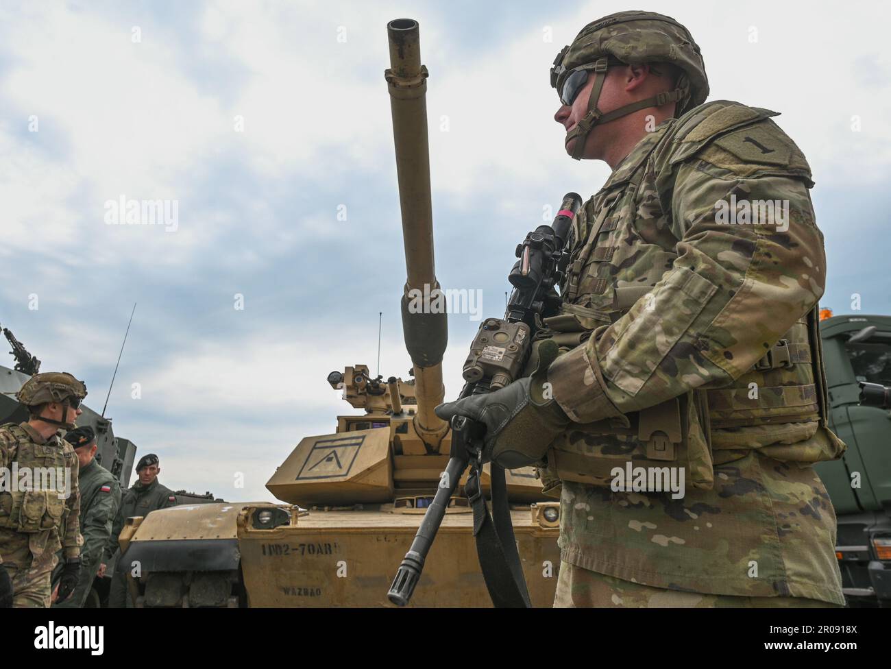 Soldier coordination hi-res stock photography and images - Alamy