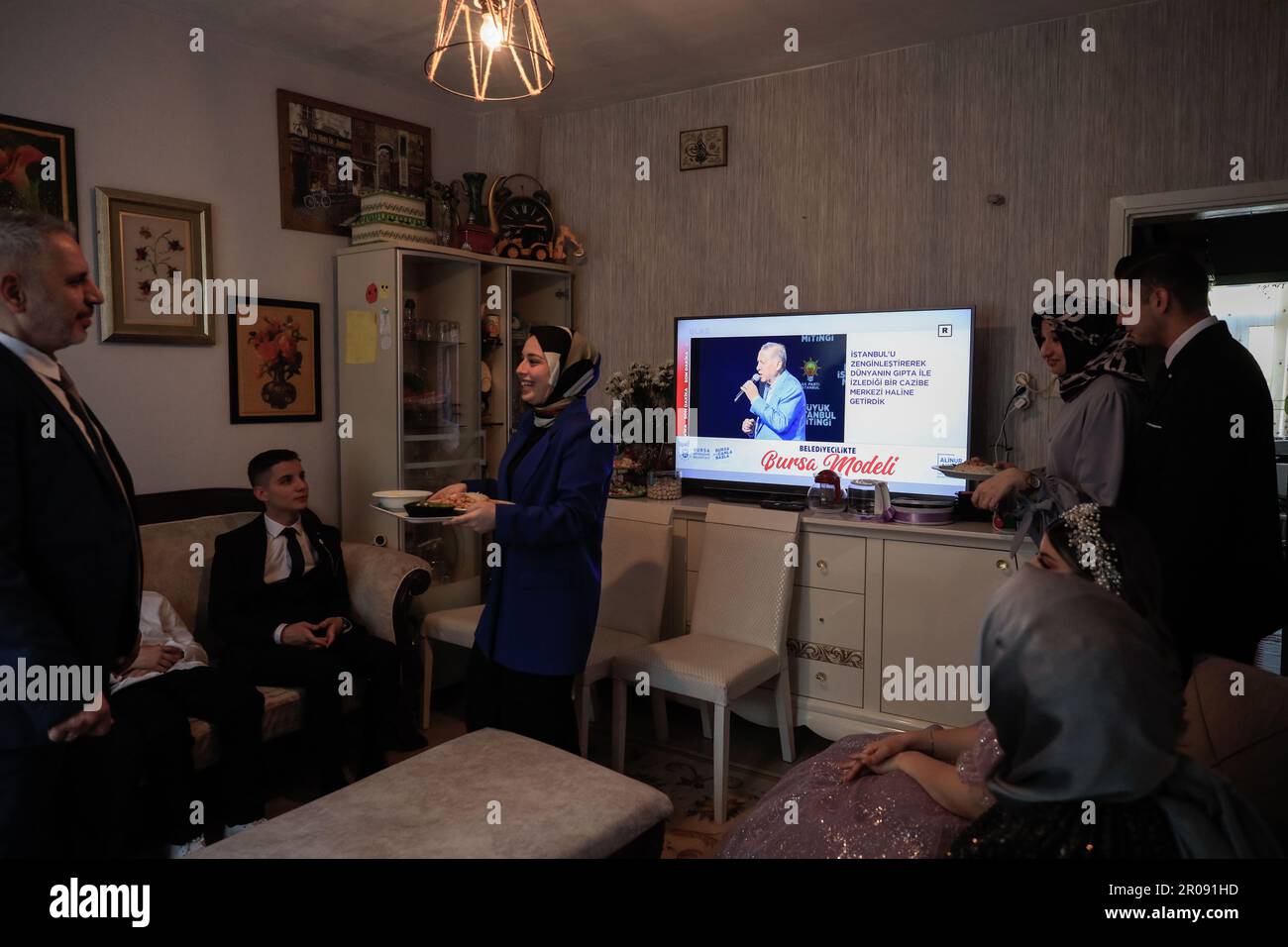 Istanbul, Istanbul, Turkey. 7th May, 2023. A Turkish family sitting in ...