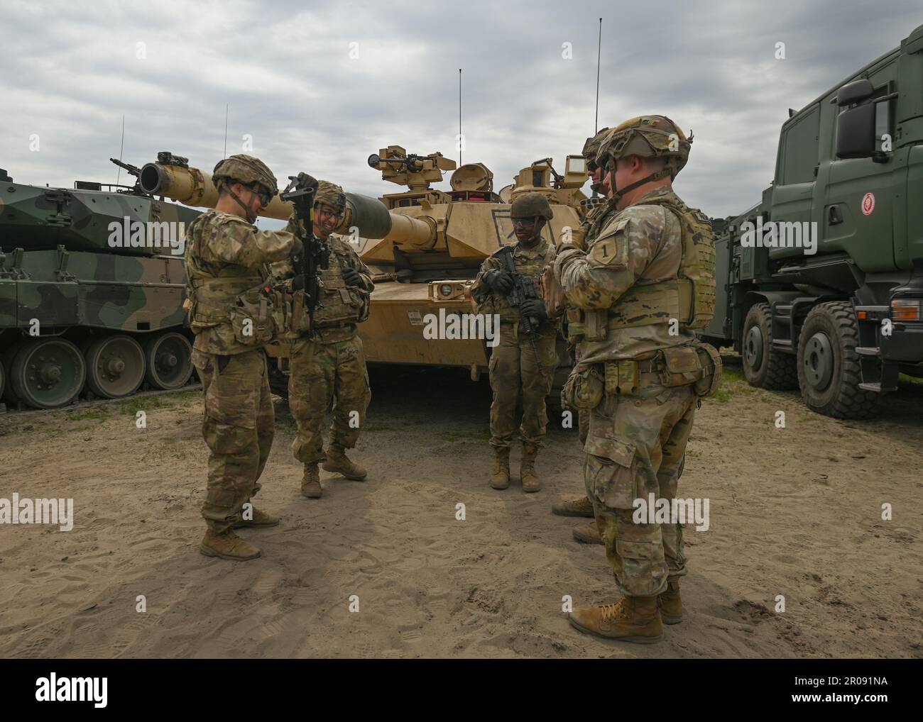 Anaconda 23 hi-res stock photography and images - Alamy