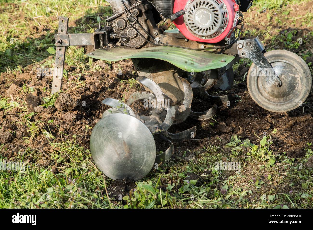 Machinery agricultural motor cultivator for soil cultivation in the ...