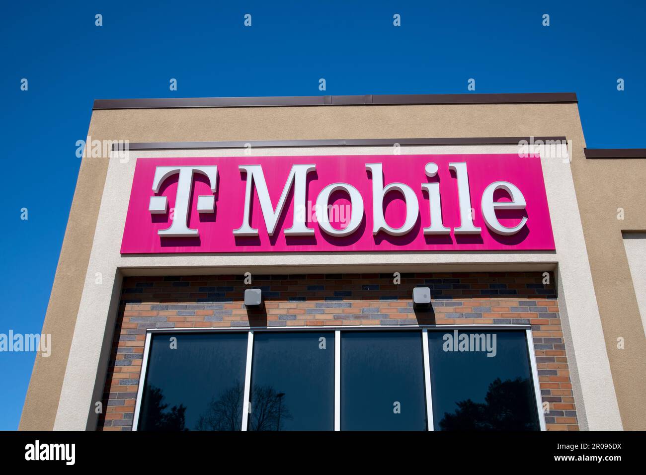 Roseville, Minnesota. Exterior logo of the T-Mobile wireless network ...