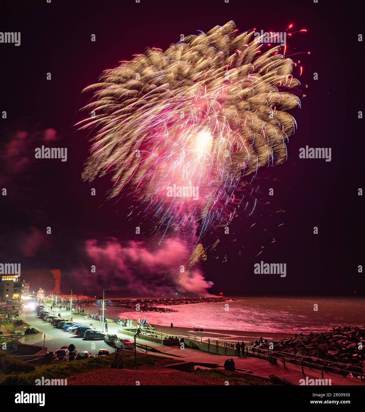 West Bay, Dorset, UK. 7th May 2023. A spectacular fireworks display at ...