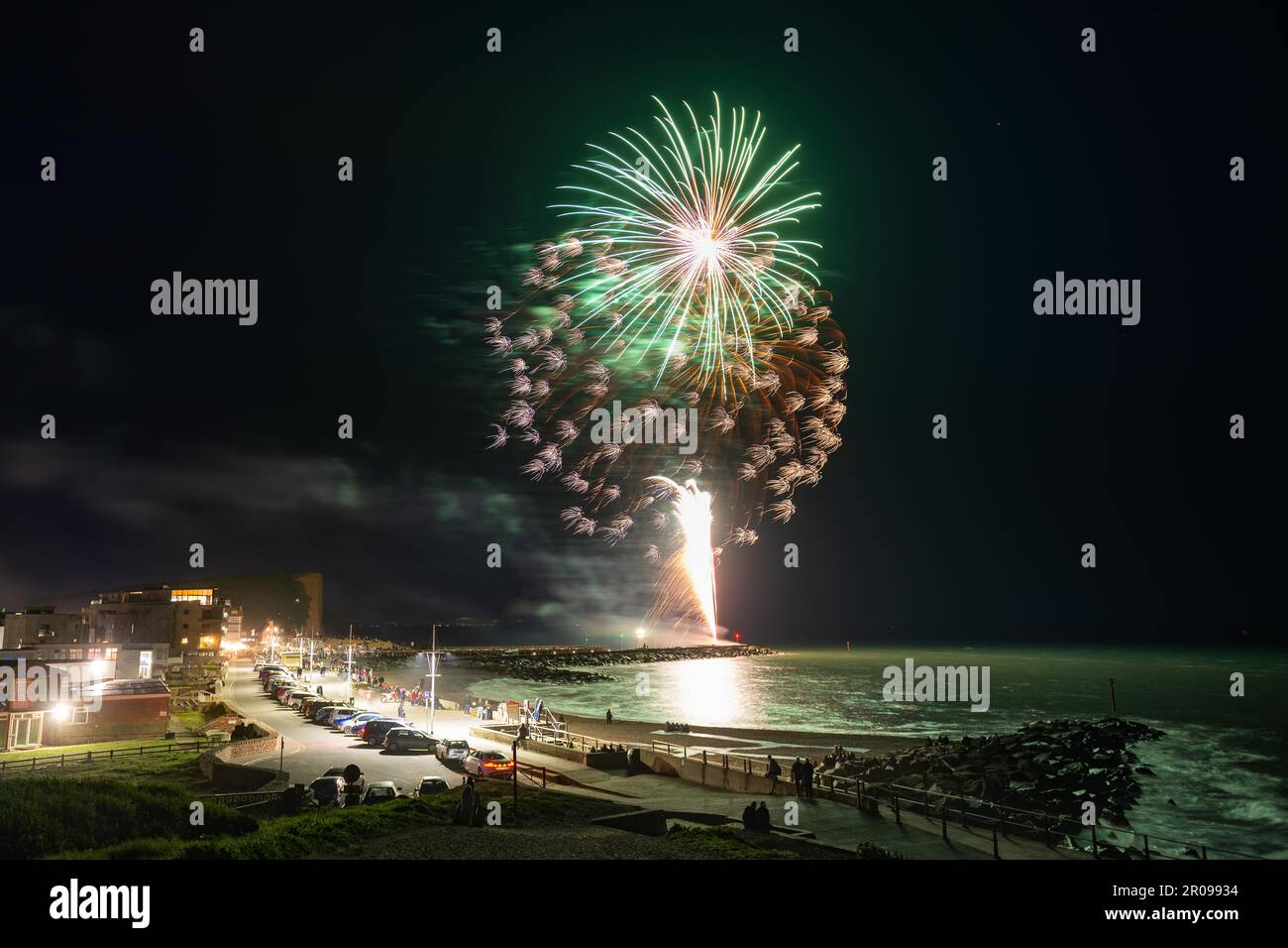 West Bay, Dorset, UK. 7th May 2023. A spectacular fireworks display at ...