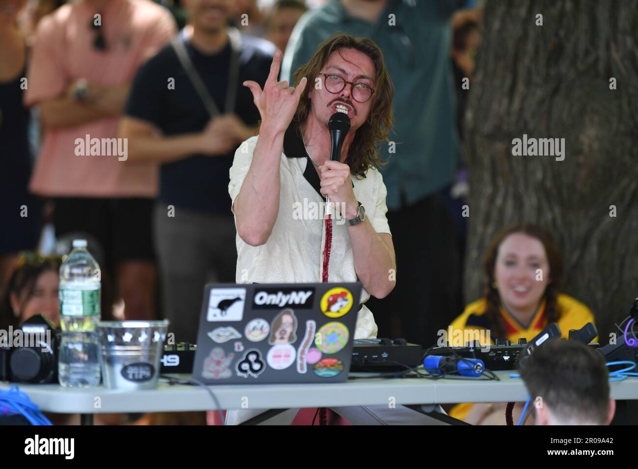 Electronic musician Marc Ribellet performs an impromptu concert at ...