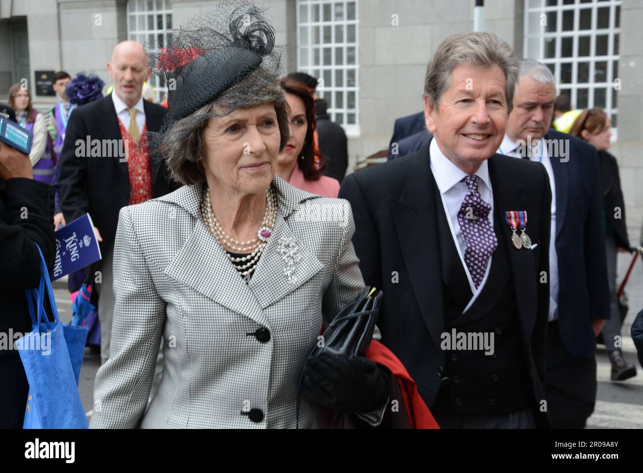 The well groomed guests for the coronation of King Charles III arrive ...