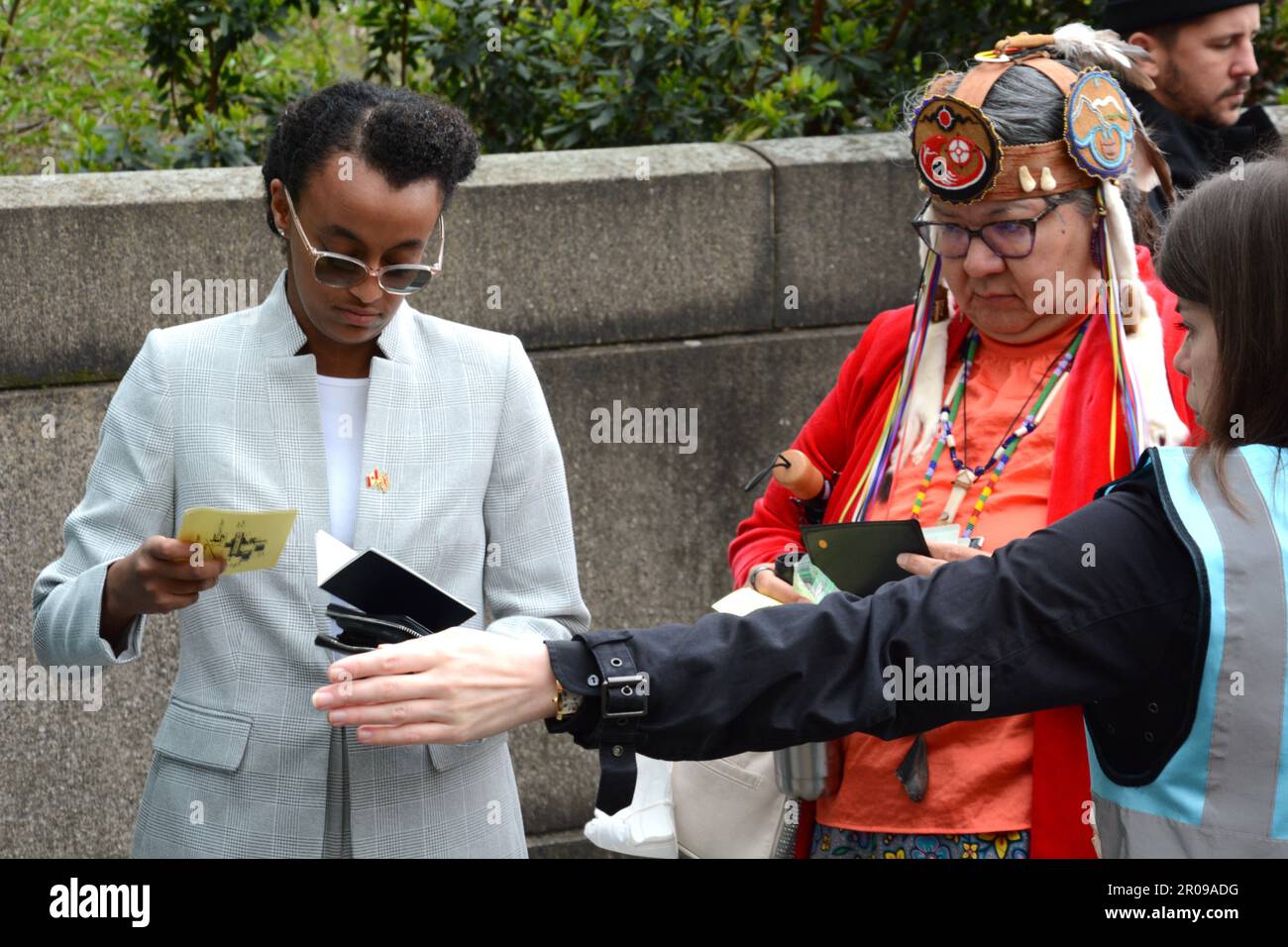 The well groomed guests for the coronation of King Charles III arrive ...