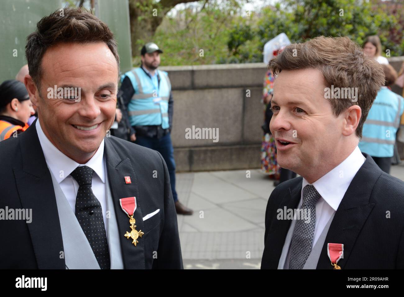 Ant & Dec arrive early for the coronation of King Charles III Stock ...